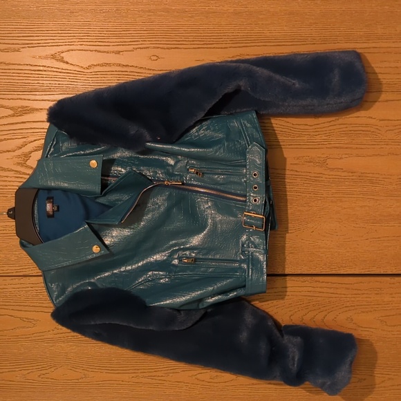 AKIRA | Jackets & Coats | Akira Dark Green Leather Snake Pattern And ...